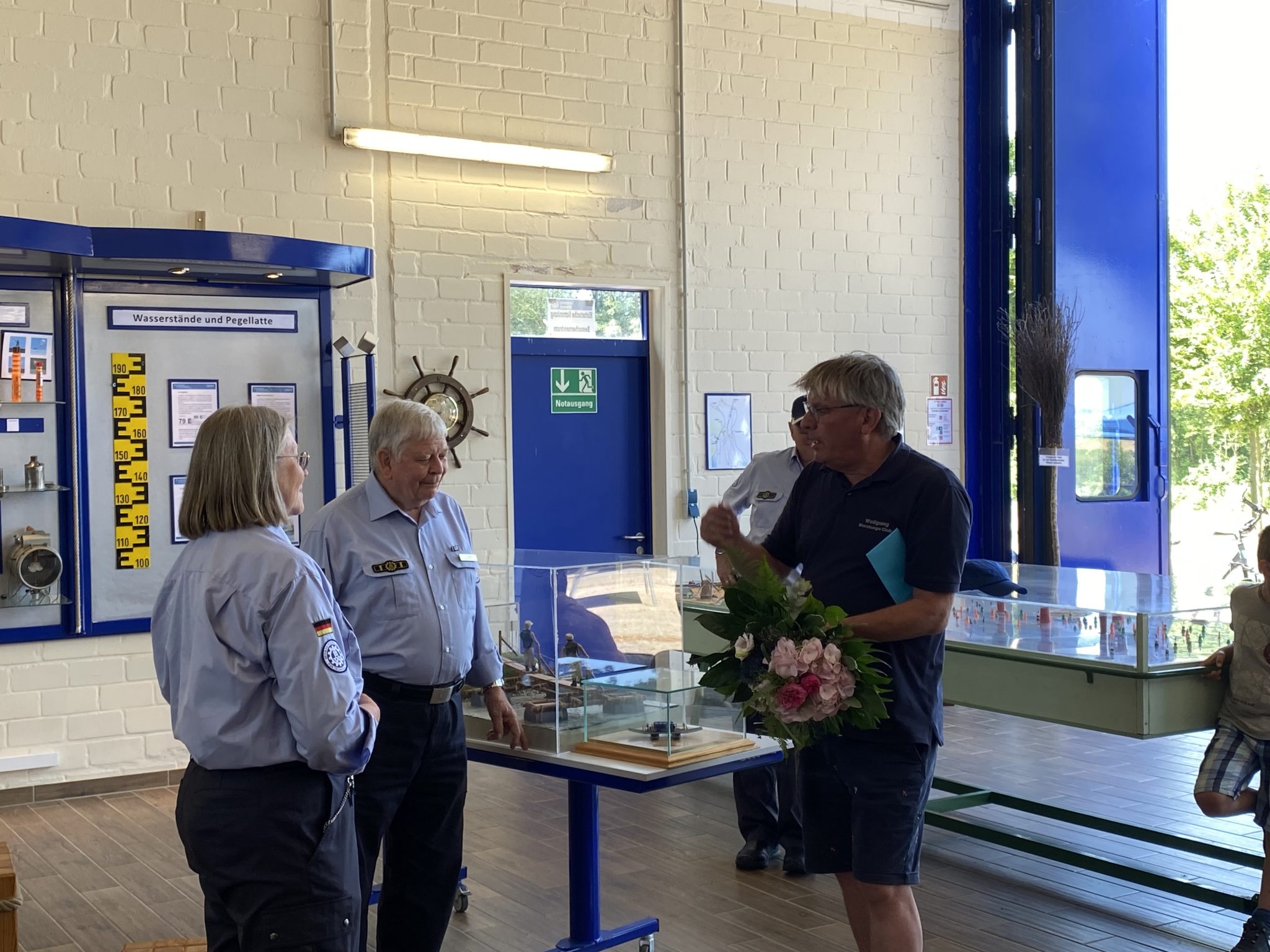 60 Jahre Zugehörigkeit zum THW von Rudi Heppe, Hameln und 10 Jahre ...