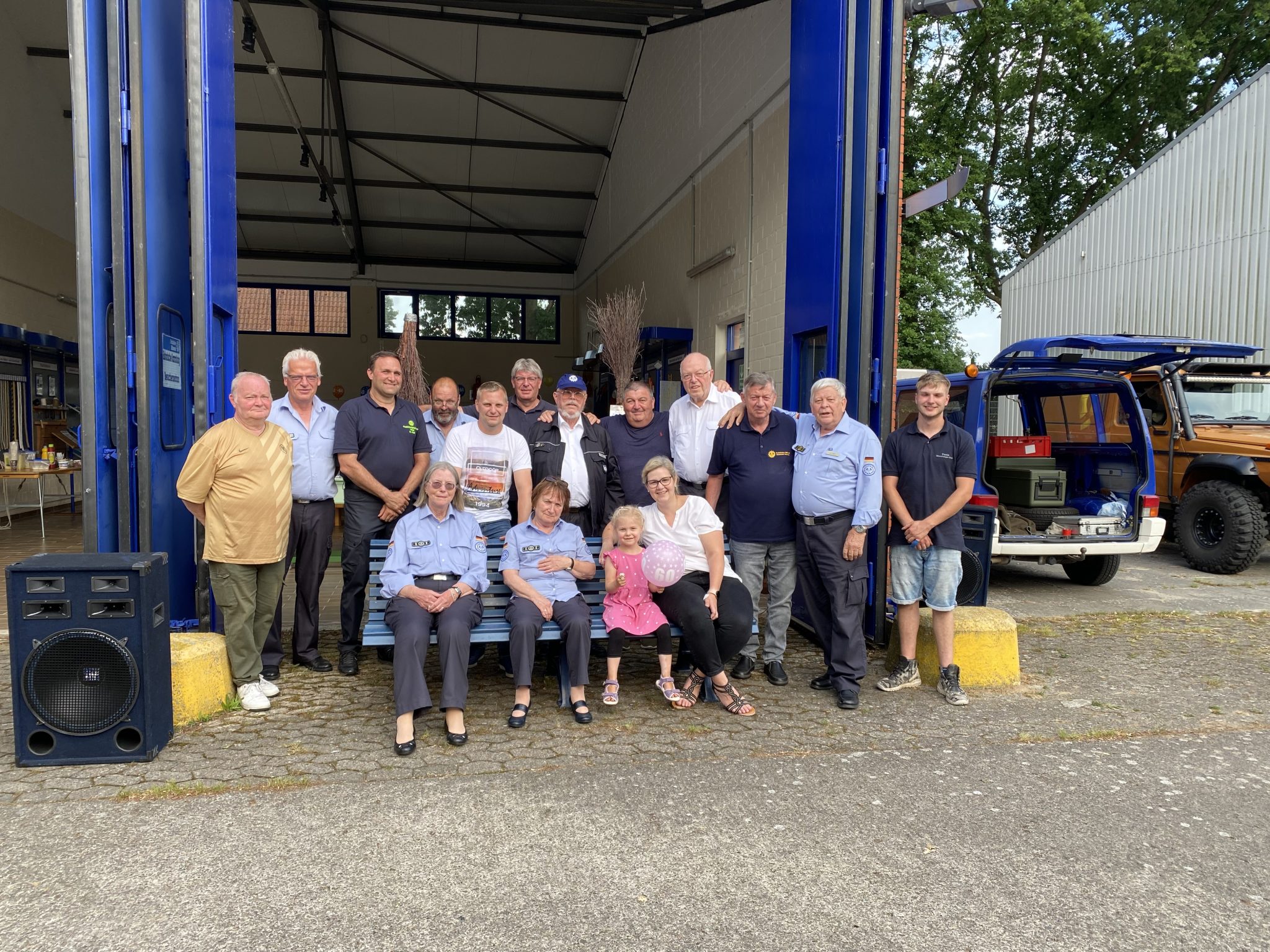 60 Jahre Zugehörigkeit zum THW von Rudi Heppe, Hameln und 10 Jahre ...